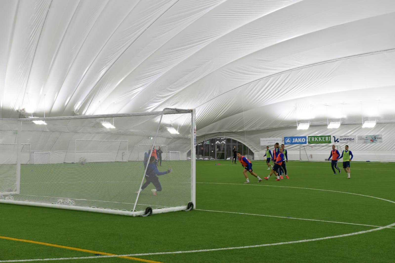 Jalkapallomaali 7,32x2,44m MTB siirtorenkailla - EN748 -hyväksytty ...